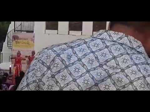 Dr Vanaja Uday disciples performance - YouTube