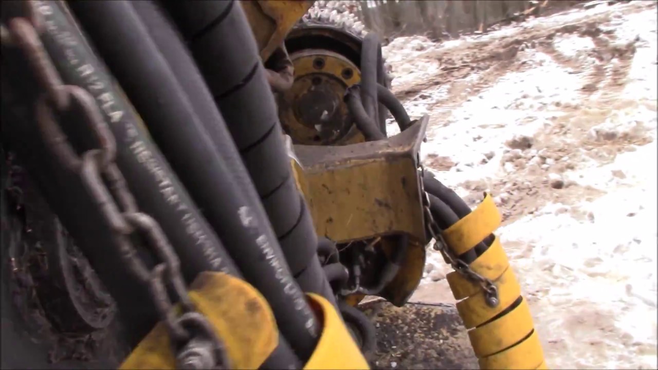 Fabtek Harvester head repair weld - YouTube