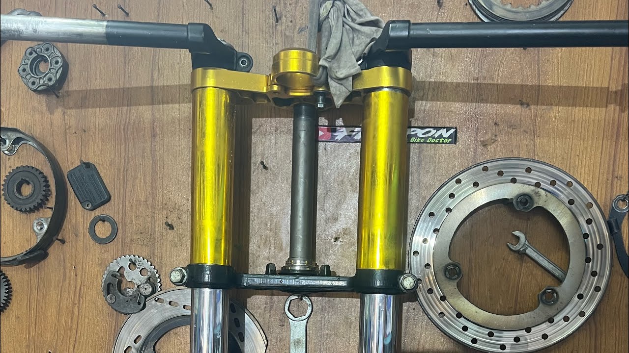 Suspension Install USD Up Down Yamaha R15 v3 BS4 - YouTube