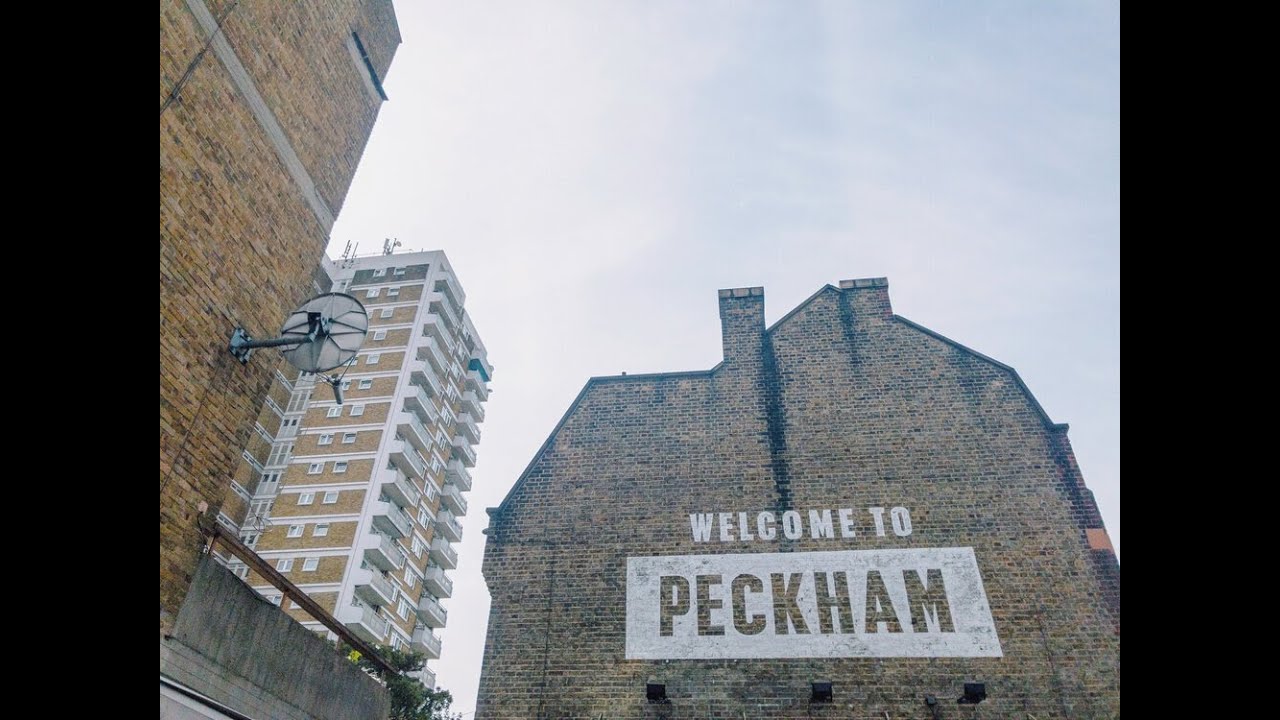 PECKHAM BATH'S HUMAN FISH (1949) - YouTube