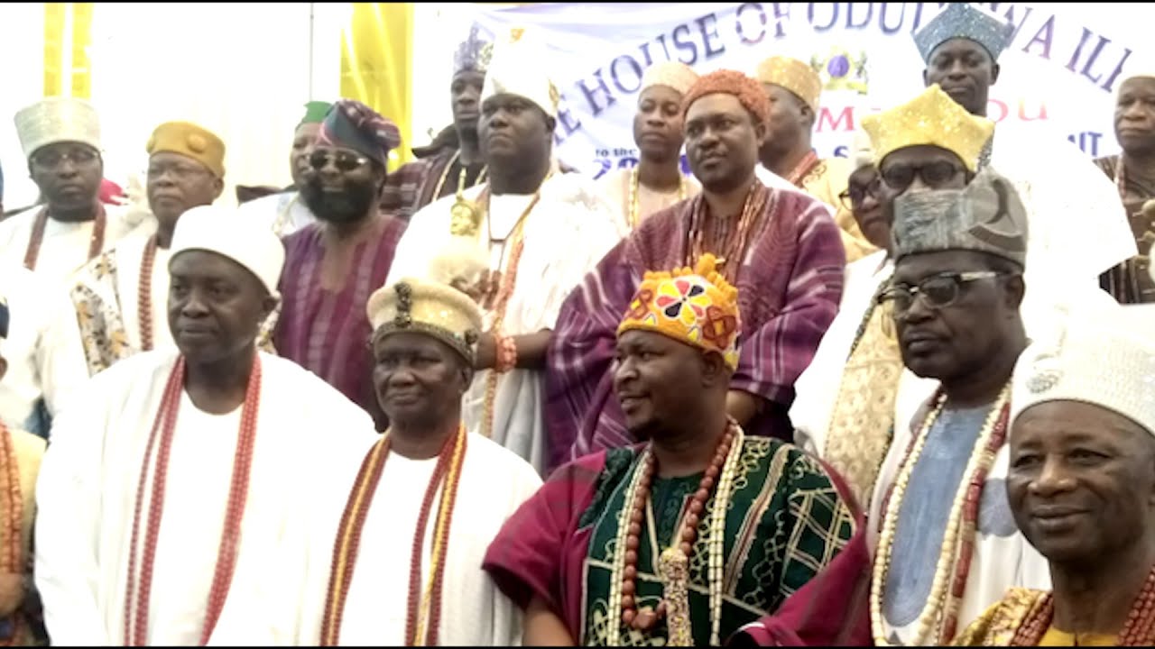 ALL YORUBA KING SHOULD COPY WHAT OONI OF IFE AND OBA ORANGUN ILE-ILA ...