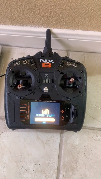Spektrum Nx8/Nx6/Nx10 Transmitter How To Charge The Battery - YouTube