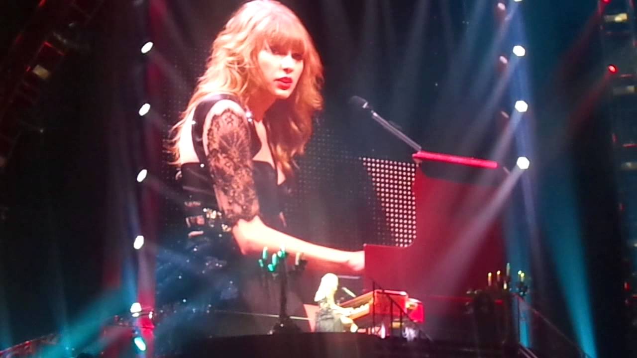 Taylor Swift Red Tour All Too Well