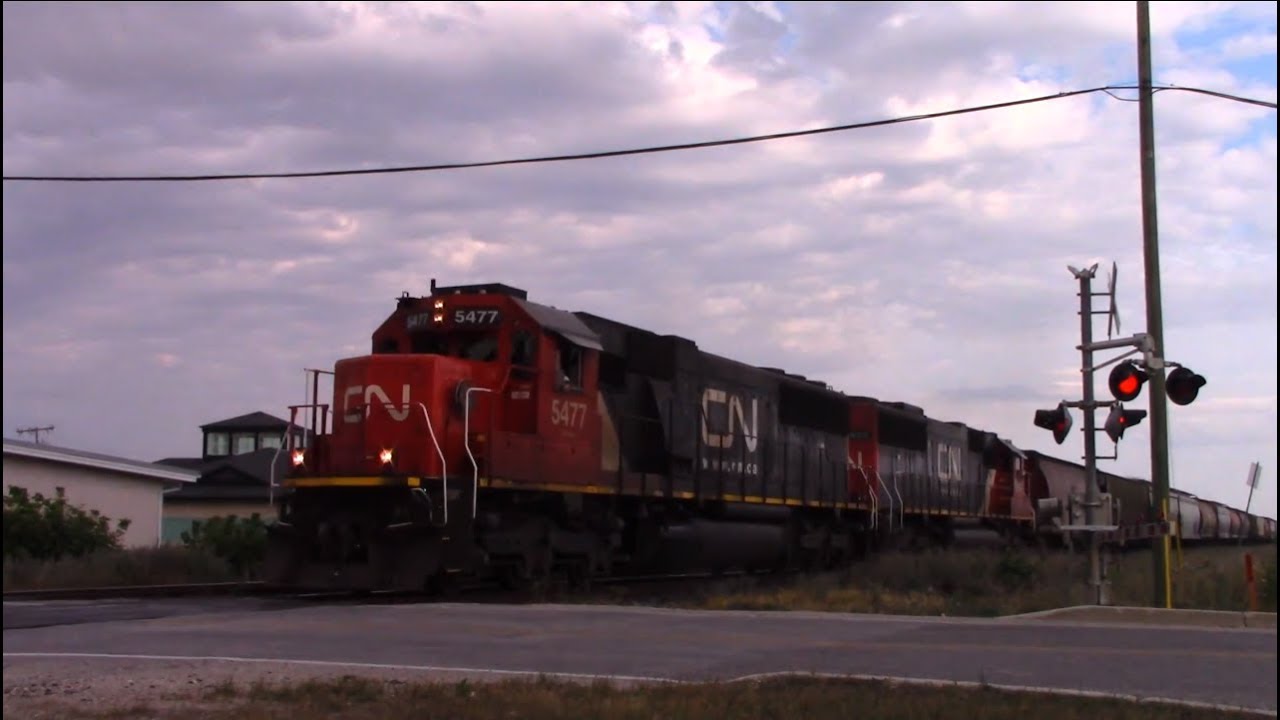 CN Railfanning HD: A RARE PAIR! CN 5477 and 5432 Blast through Elie, MB - YouTube