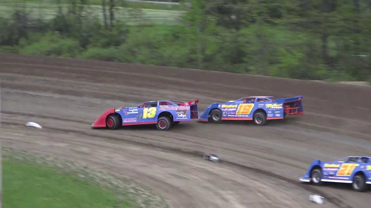 Late Model Heat Race #2 at Crystal Motor Speedway, Michigan on 05-18 ...