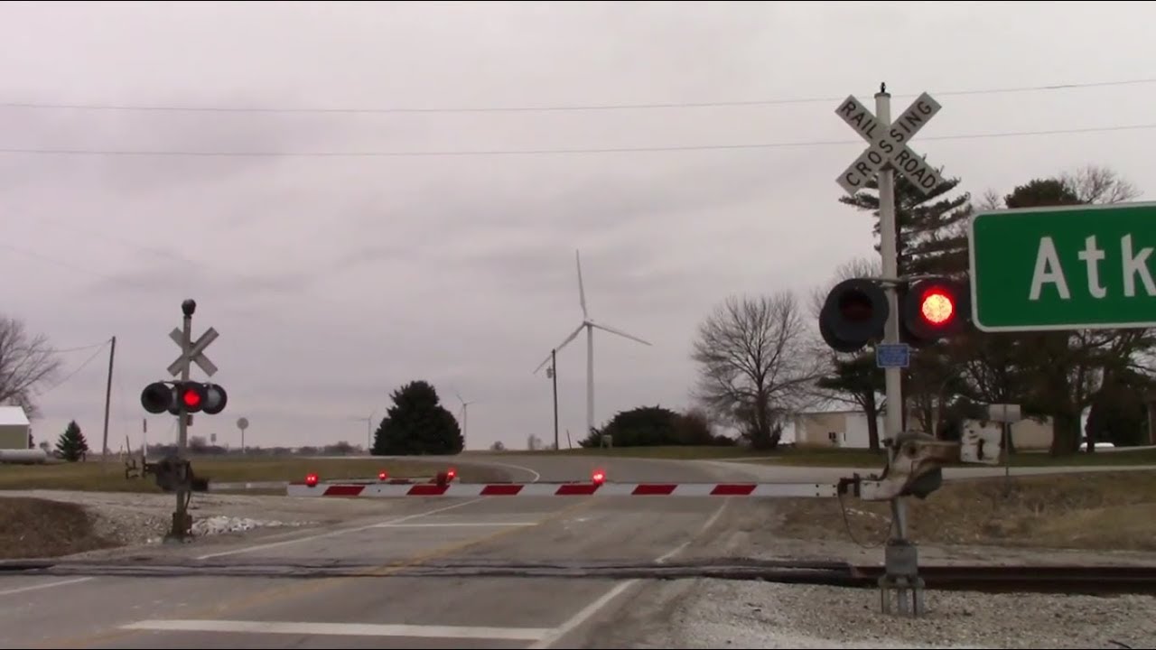 State Road 55 Railroad Crossing - KB&S 706, 704, 705, and 701 in ...