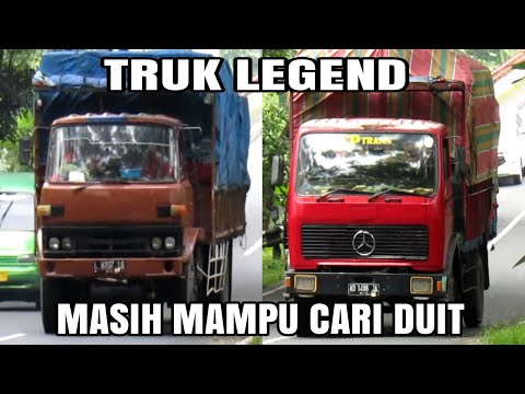 Truk Fuso Goprak & Mercedez Benz 917 Sedang Menanjak