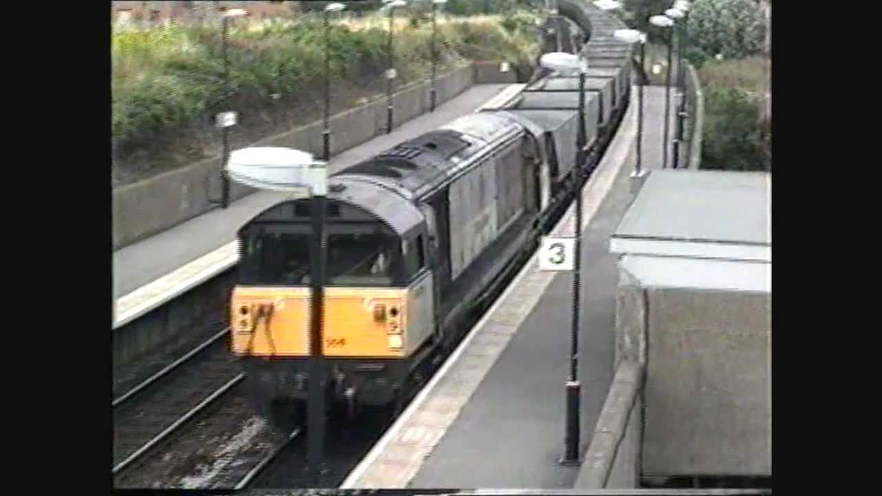 Class 58s & Pacer Unit seen at Retford Station 06/08/1998 - YouTube