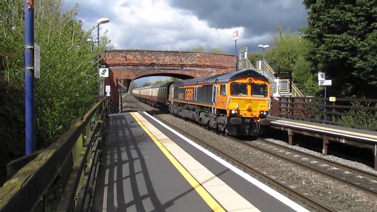 Trains @ Appleford 30/04/2016 inc. 66747 on 1O95 "Pines Express" - YouTube