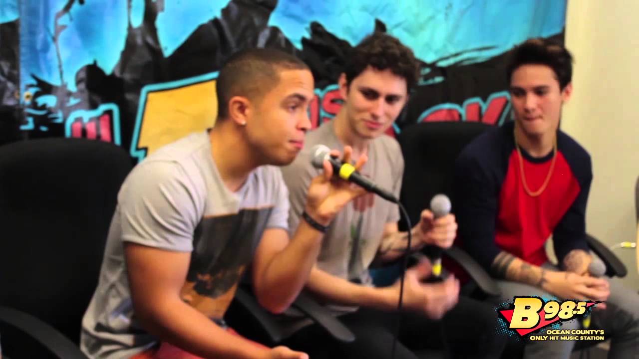 Midnight Red perform "Take Me Home" Live at B98.5 - YouTube