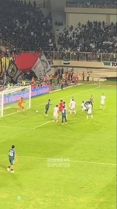 PETDCAH!! MOMEN GOL KEDUA PSS SLEMAN KE GAWANG PERSIJA - YouTube