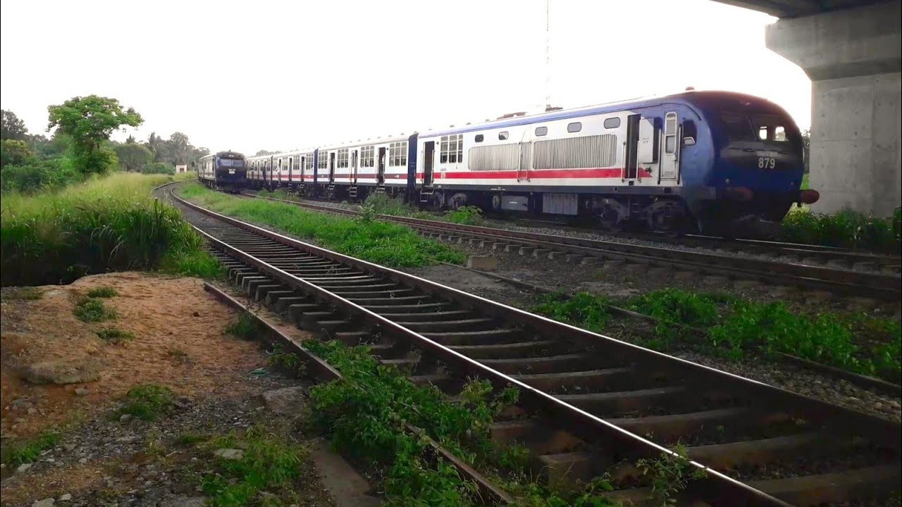 Class S10 Train is overtaking his another family member 🚆 - YouTube