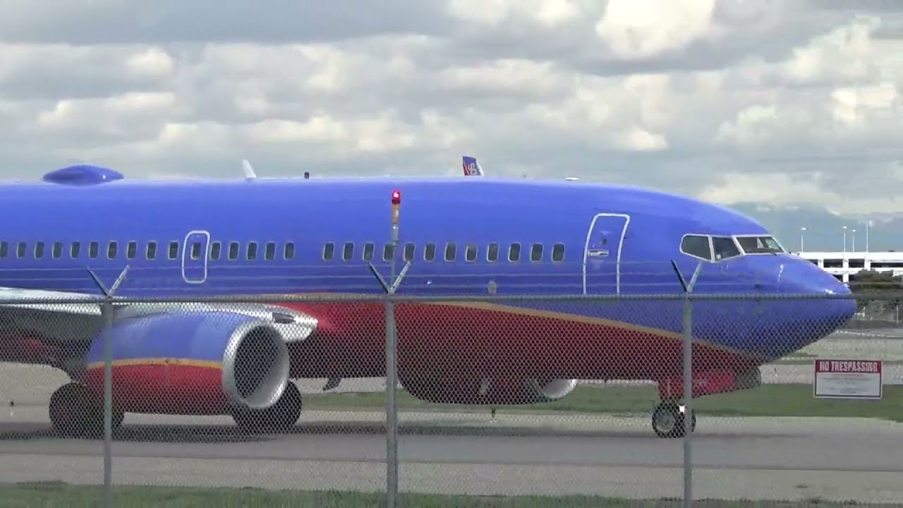 Historic! 8 Inaugural Flights in Two Days! | Long Beach Airport Plane ...