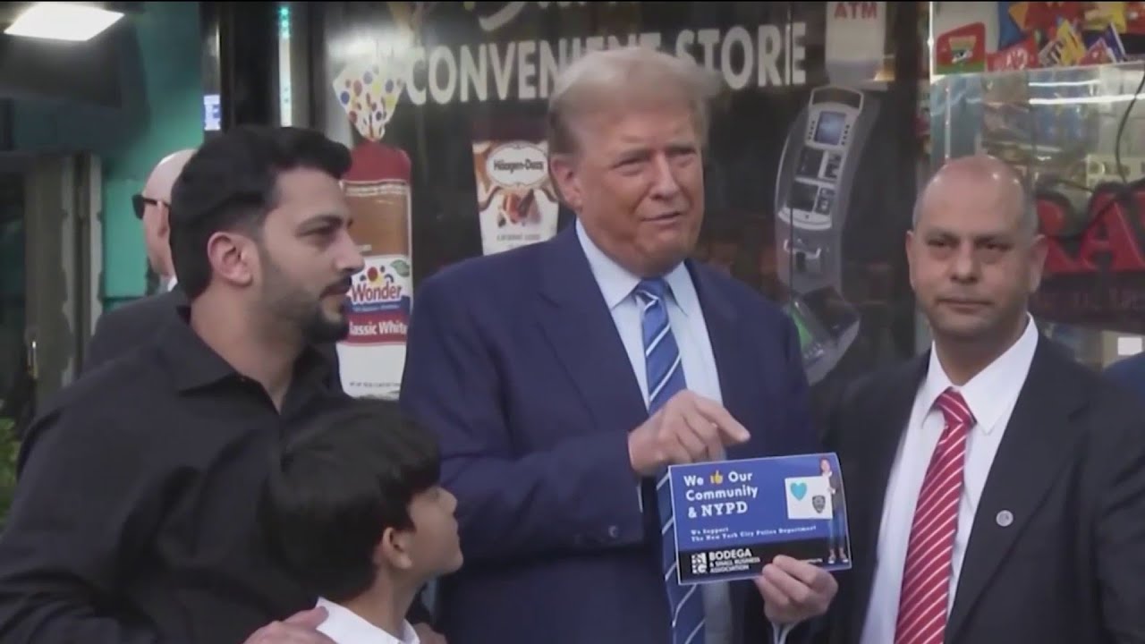 Donald Trump visita una bodega en el Alto Manhattan - YouTube