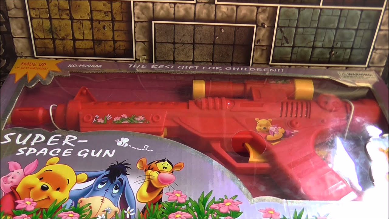 Winnie the Pooh 'super space gun' | knock off toy reviews - YouTube