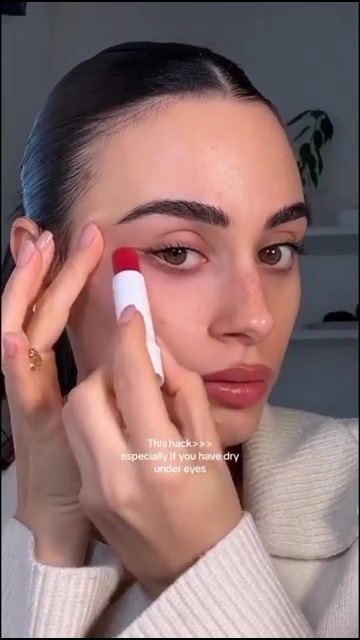 OMG Viral Conceler Makeup Hack 😱😳 #youtubeshorts #shortsviral # ...