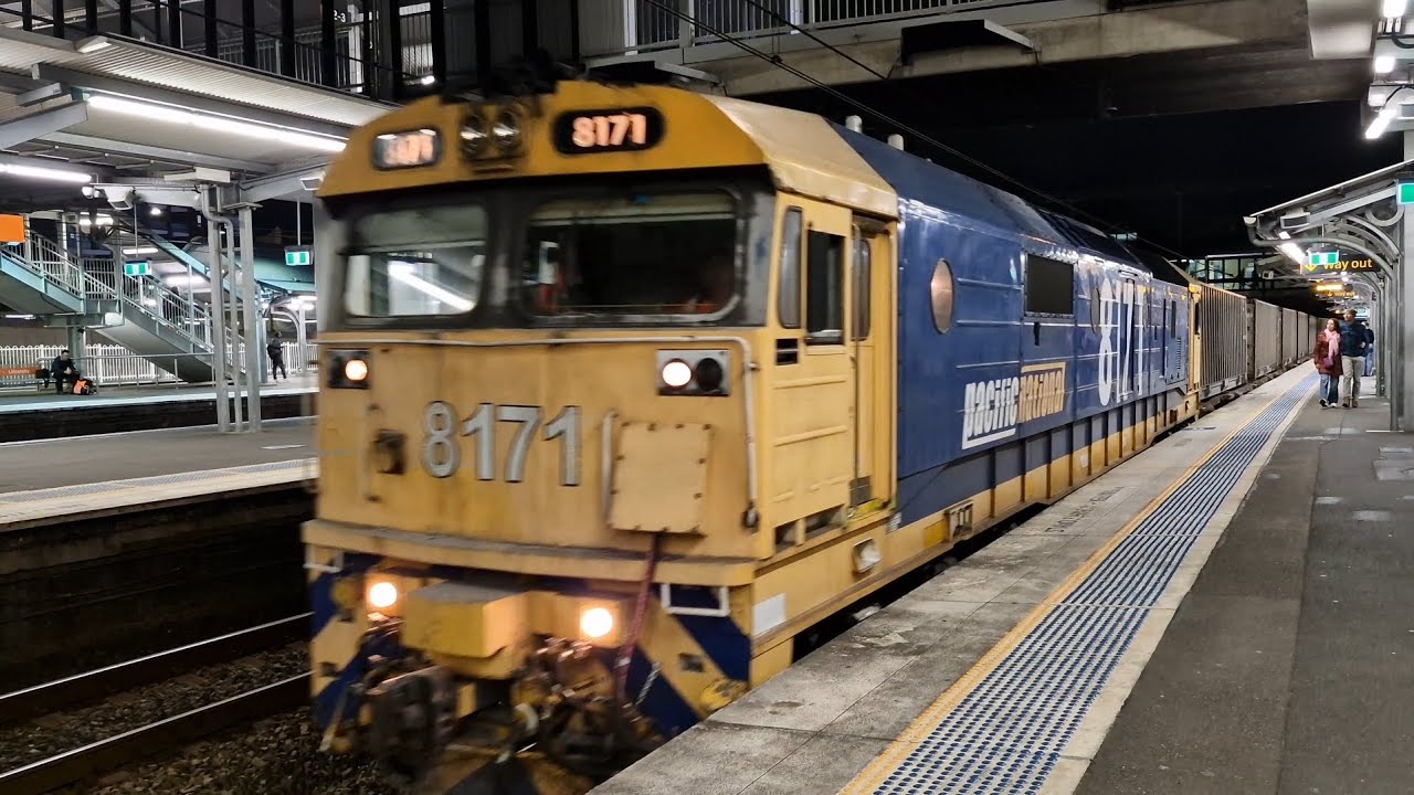 05/09/25 Pacific National Cement Trip Train T134 passing Lidcombe - YouTube