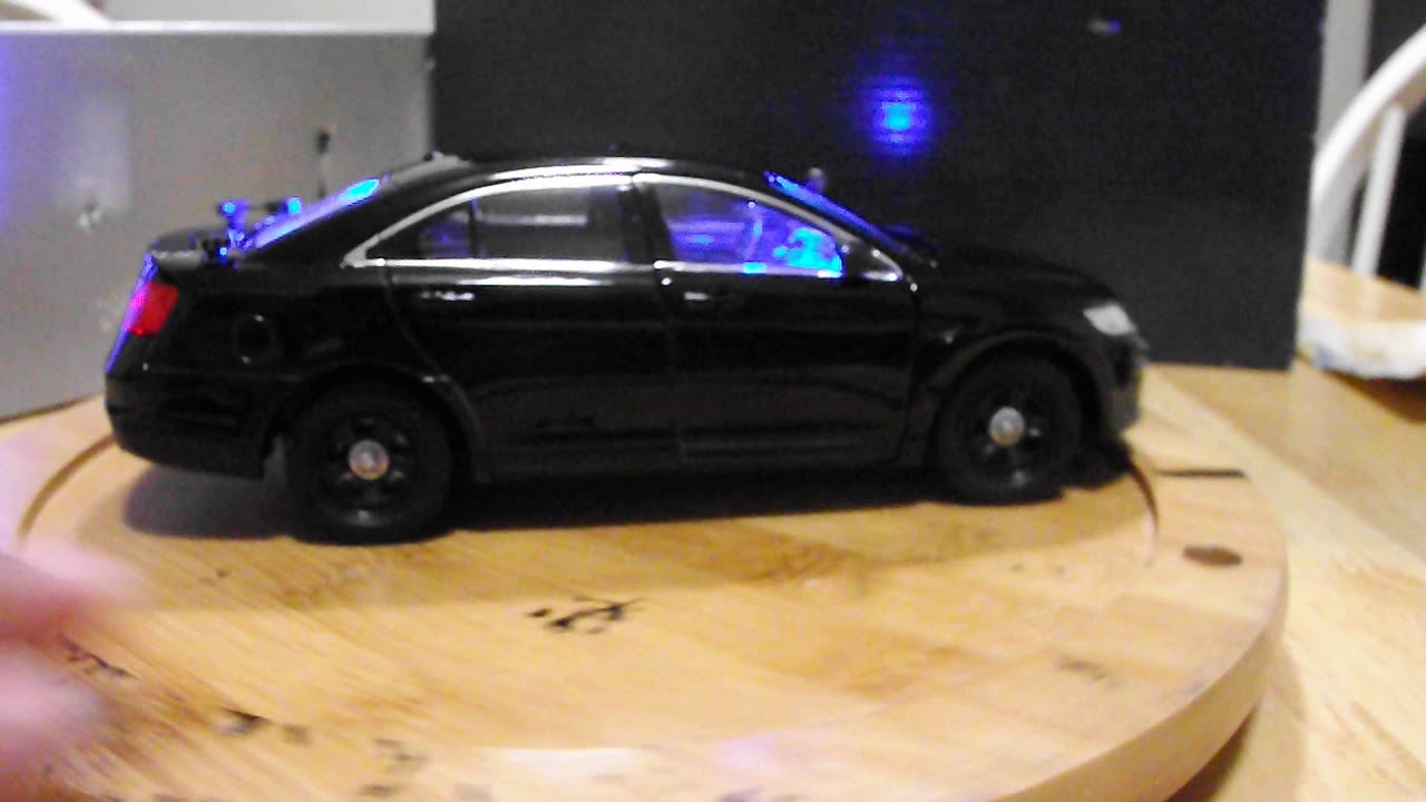 1/27- 1/24 POLICE: Unmarked Black ford Taurus with all blue leds - YouTube