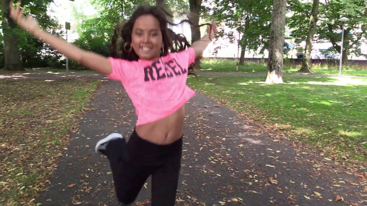 Delayla Portrait Video shoot - YouTube