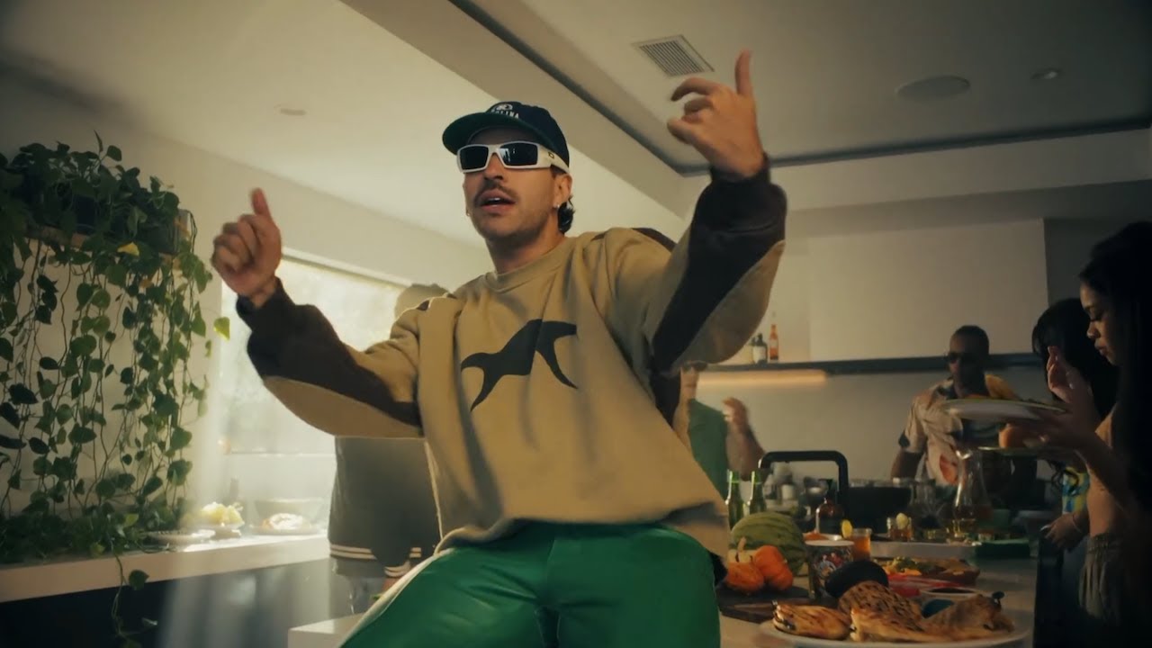 Feid "Quemando Calorías" (Video Musical) - YouTube