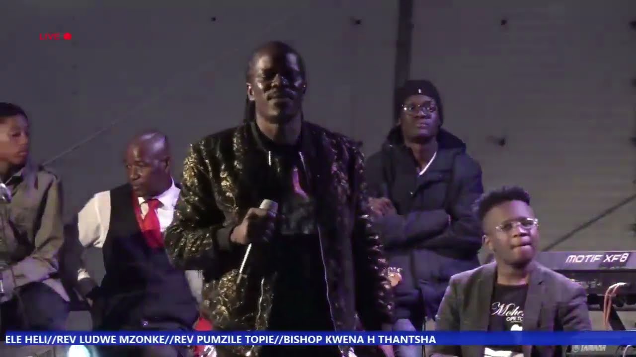 Betusile Mcinga Live at khaya majola stadium - YouTube