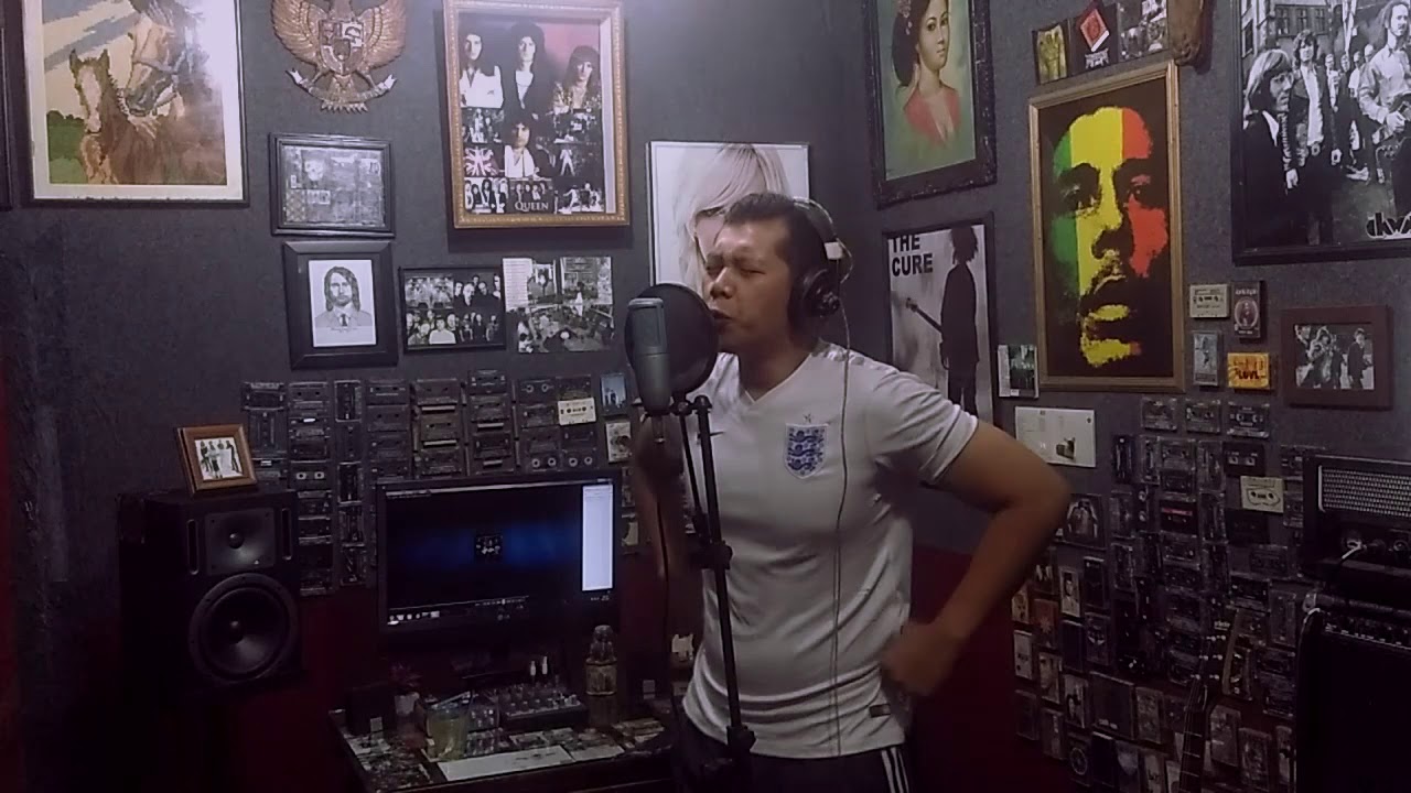 Tes vocal tes we are the champions by Queen (Cover) @legend_studio ...