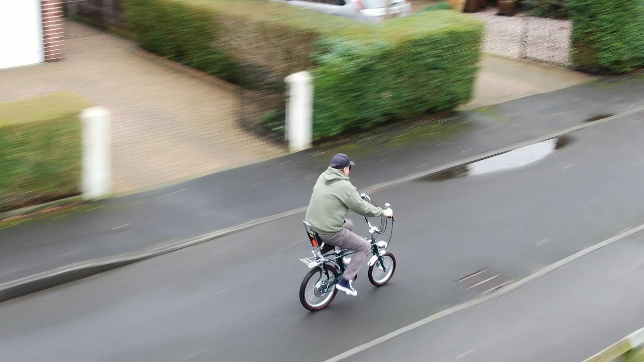 How to build an electric Raleigh Chopper - YouTube