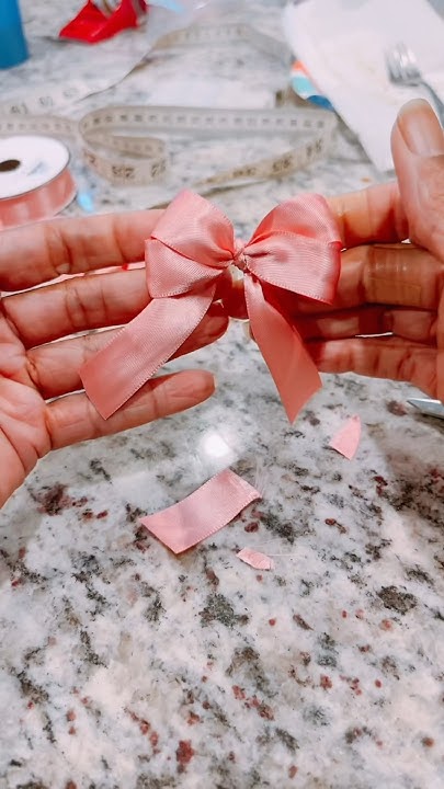 Easy bow making tutorial. - YouTube