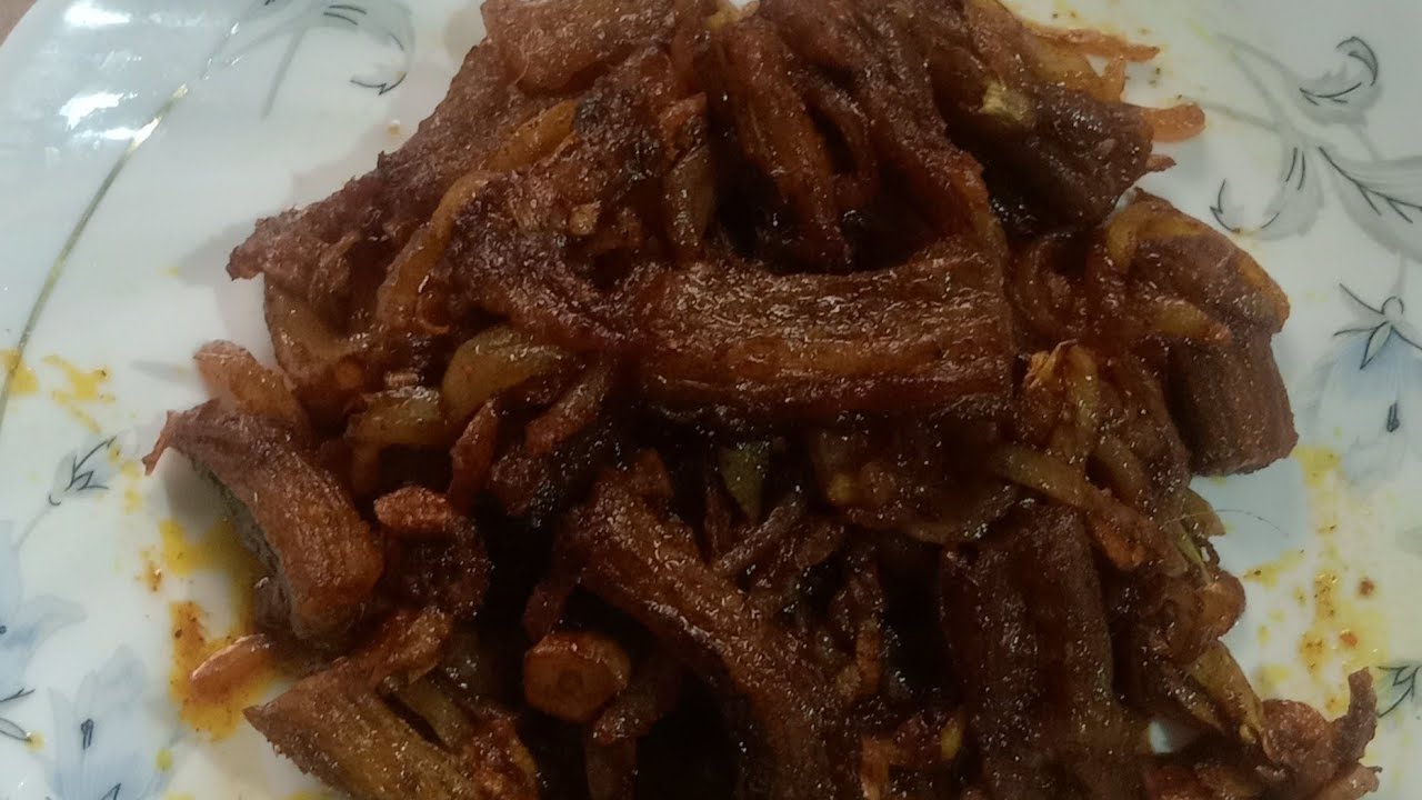 sukha bombil machhali recipe/how to make dryfish recipe (bamla machi)# ...