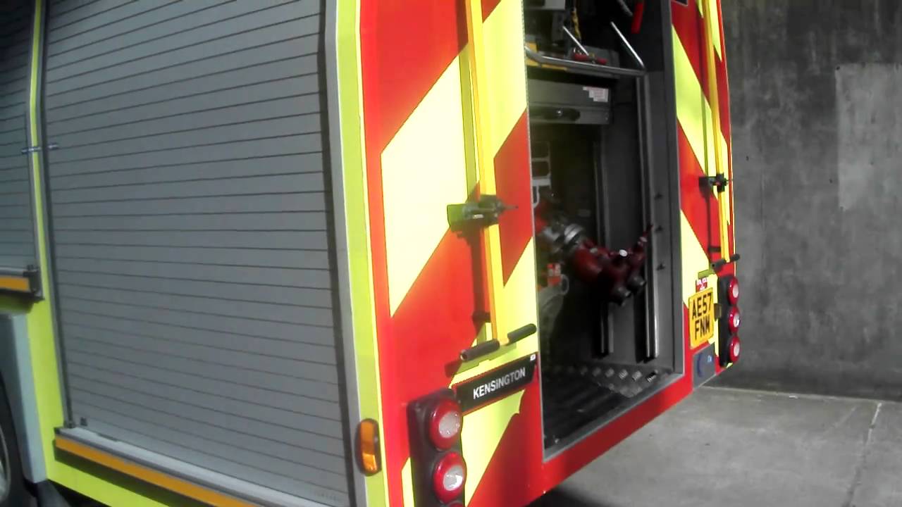 London Fire Brigade - A244 G331 at A24 Soho Fire Station - YouTube