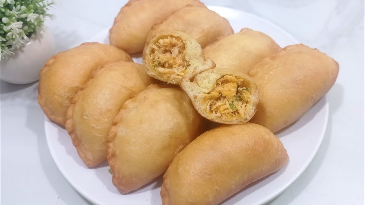 ANTI KEMPES, EMPUK SEHARIAN, TANPA MIXER, PANADA ISI AYAM SUWIR PEDAS ...