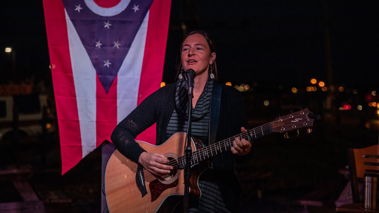 Megan Bee - Dreams I Don't Remember (Homegrown Happy Hour) - YouTube