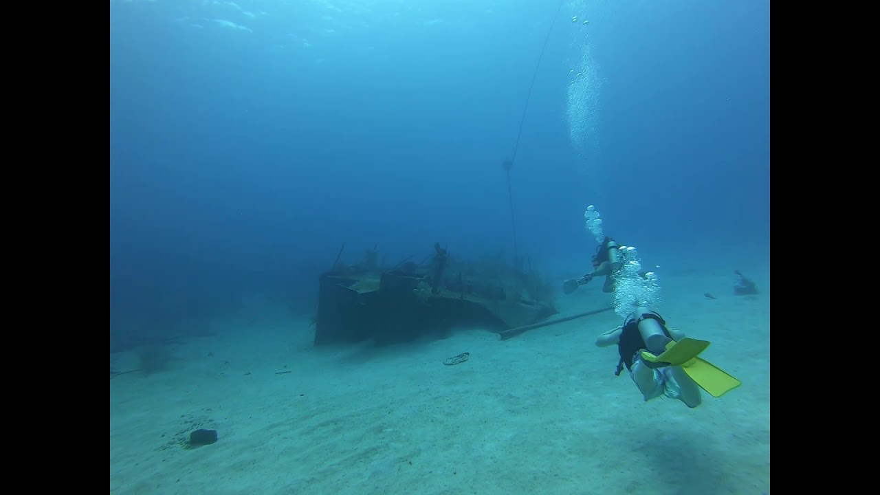 Oro Verde, Grand Cayman Dive - YouTube