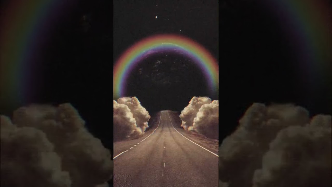 Randomcore / weirdcore song that’s indescribable (GarageBand) my own ...