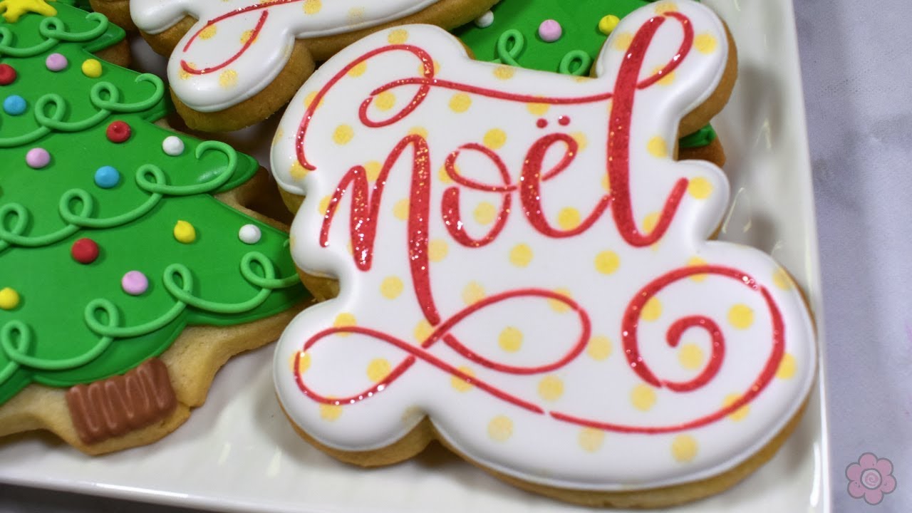 How to Decorate a Noël Cookie - YouTube