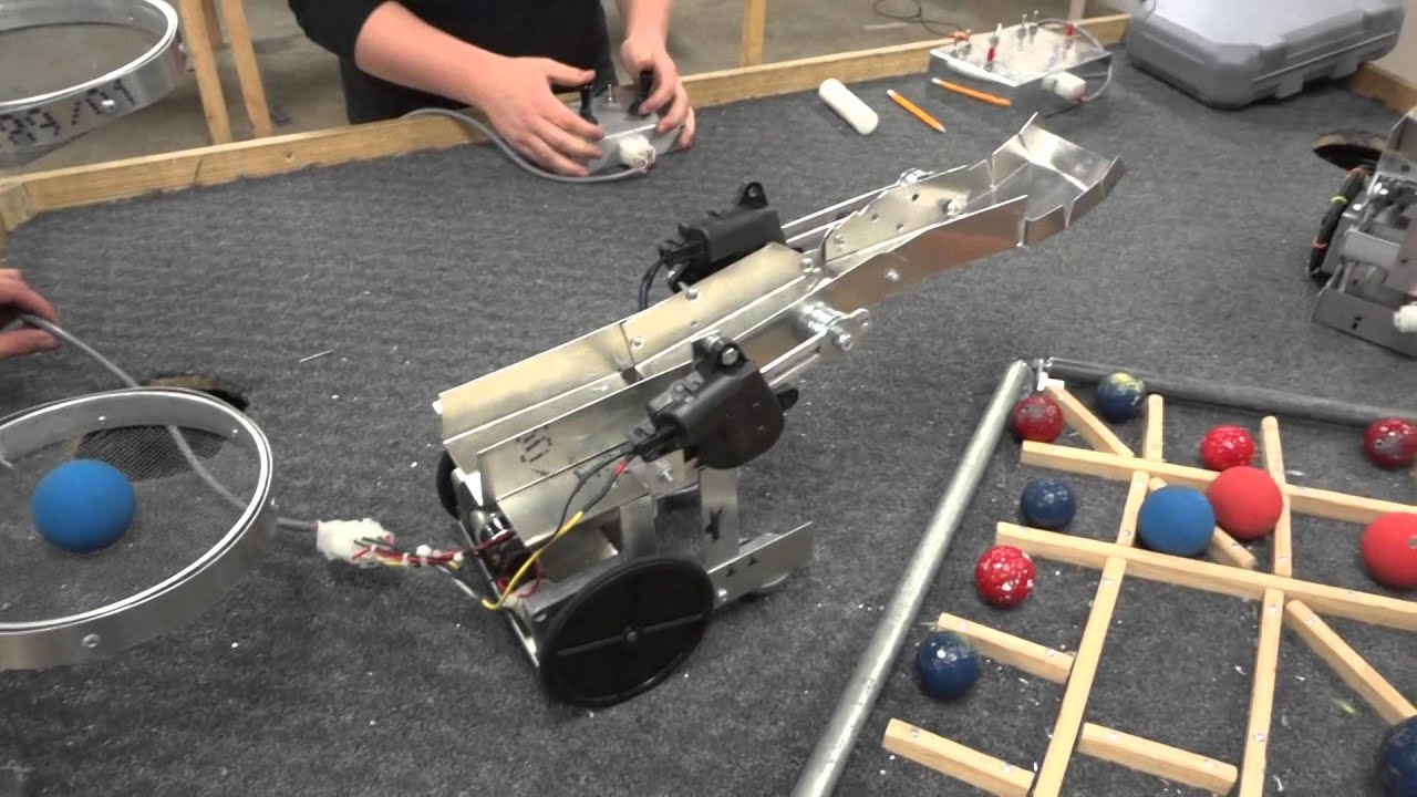 Robot for UST Machine Design Contest - YouTube