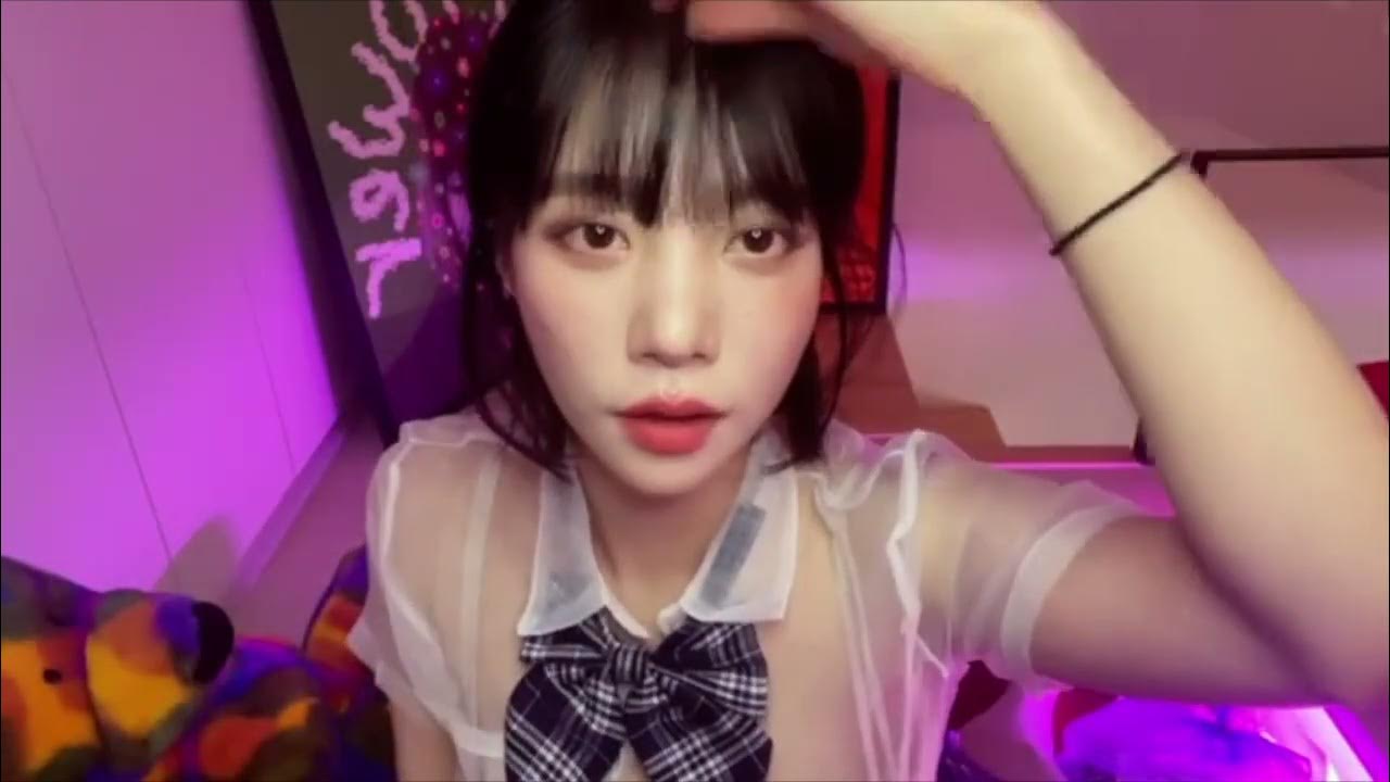 抽搐女孩凸轮广播性感 baera twitch - YouTube