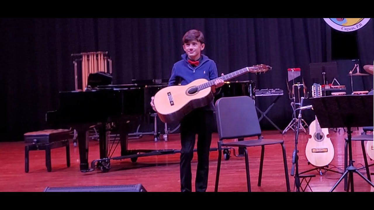 10 Years Old Plays Bach Prelude Cello Suite 2 - Milton Dávila - Guitar ...