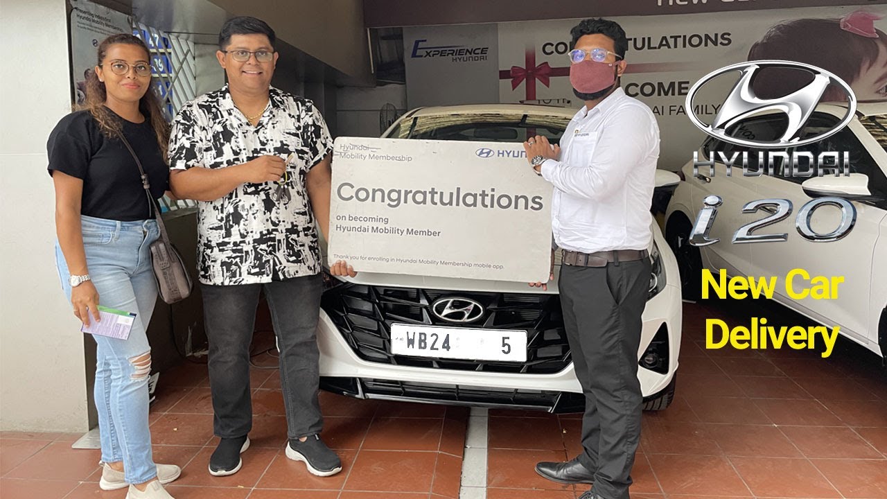Taking delivery of Hyundai i20 🔥 | Walkaround - YouTube