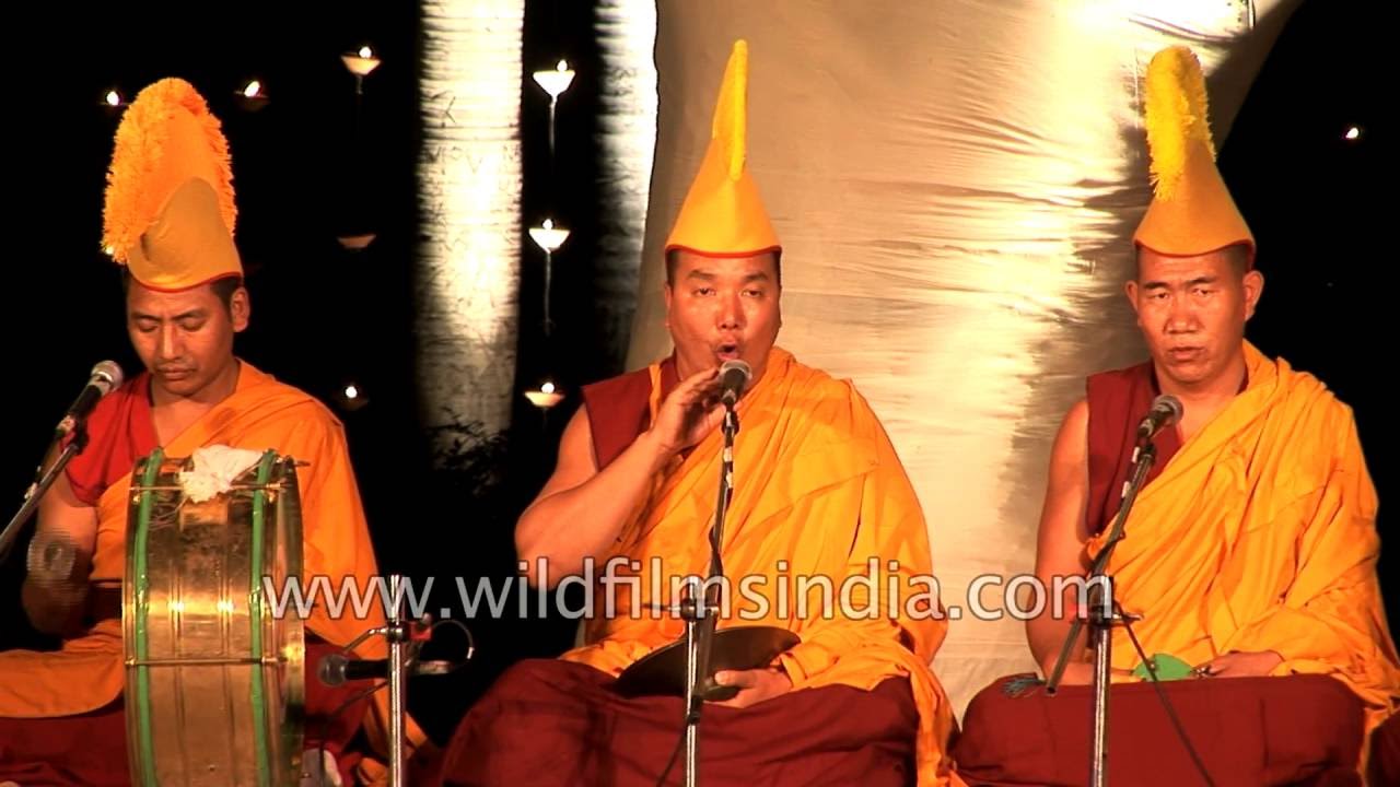 Finest Buddhist throat singer - Lama Tashi from India - YouTube