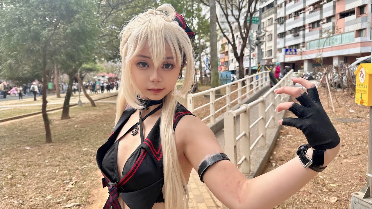 2023台灣同人誌販售會CWT-T29 Day1 ft.FGO-黑貞德(薄荷草莓冰 飾) 4K HDR 高畫質(2160p) - YouTube