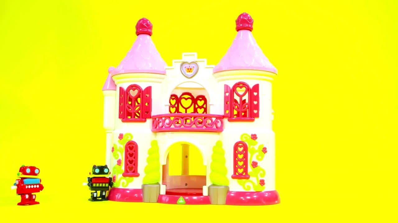 Cartre'r Robotiaid | Robot House - Jamborî | S4C - YouTube