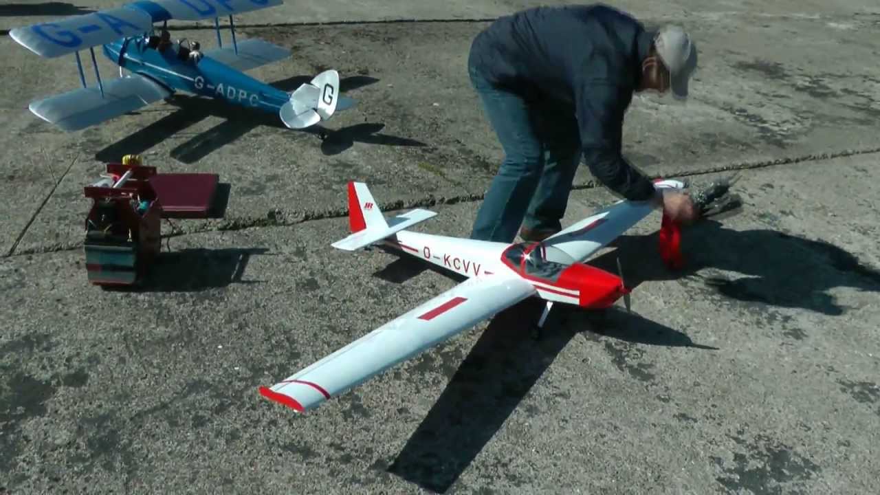YT 'Falke' SF-25 motor glider - YouTube