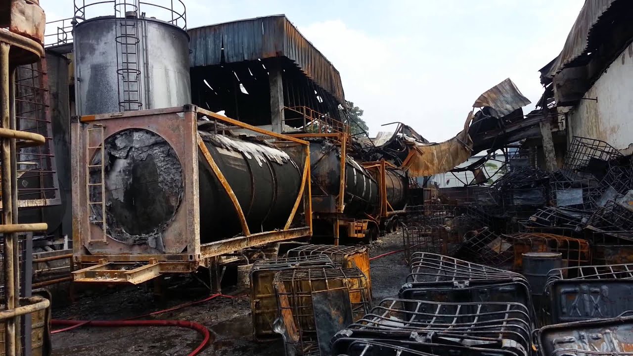 Tuas after fire accident ave 10 - YouTube