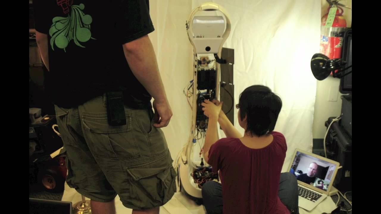 Building Hugo (time-lapse video) - YouTube