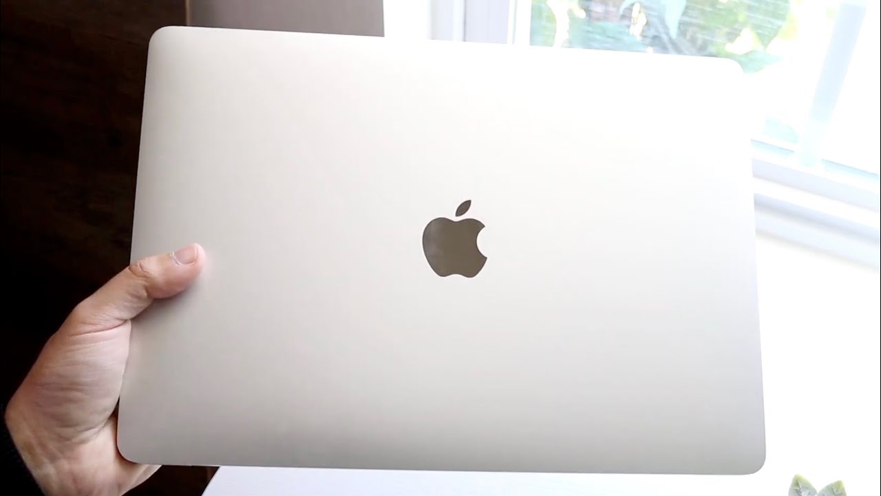 MacOS Sonoma On The Oldest MacBook Pro! - YouTube