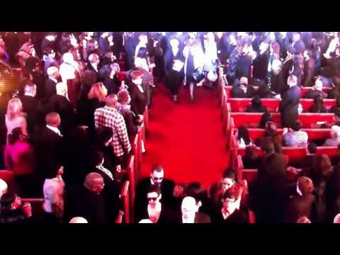 WHITNEY HOUSTON'S BODY EXITS CHURCH TO HER SONG "I WILL ALWAYS LOVE YOU ...