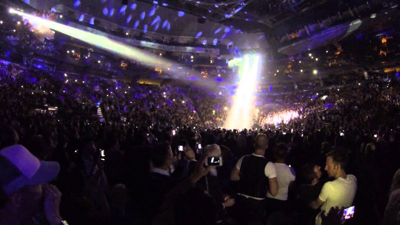 Cher D2K Tour Toronto - hope you find it - YouTube