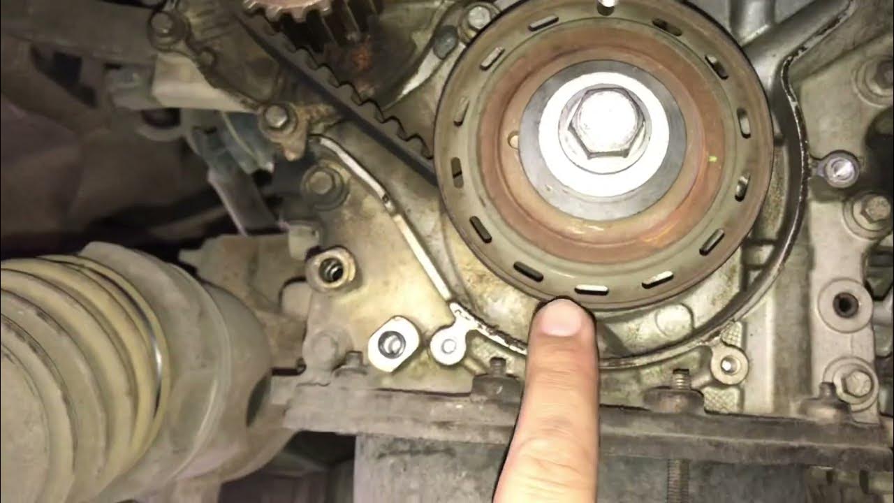 Calage courroie distribution Ford Focus - YouTube