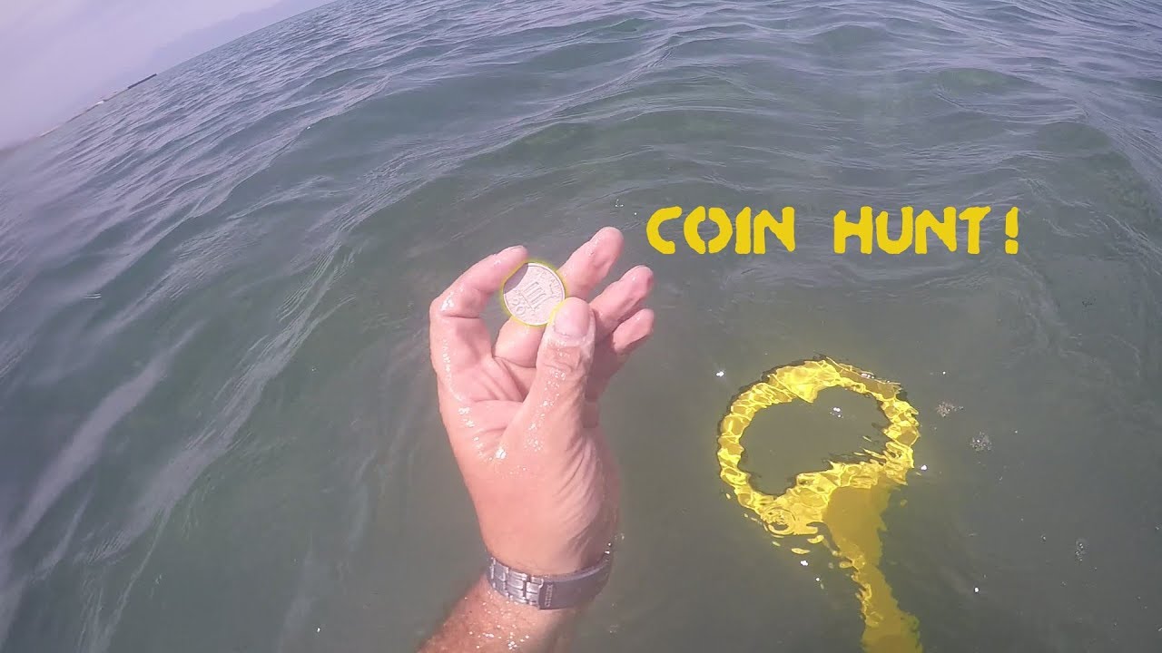 Coin Hunting Underwater in The Ocean With My Metal Detector! - YouTube